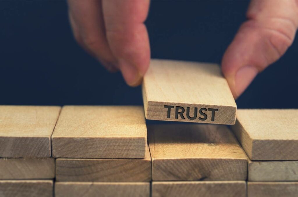 The One Step Guide To Building Trust At Work - Debra Benton